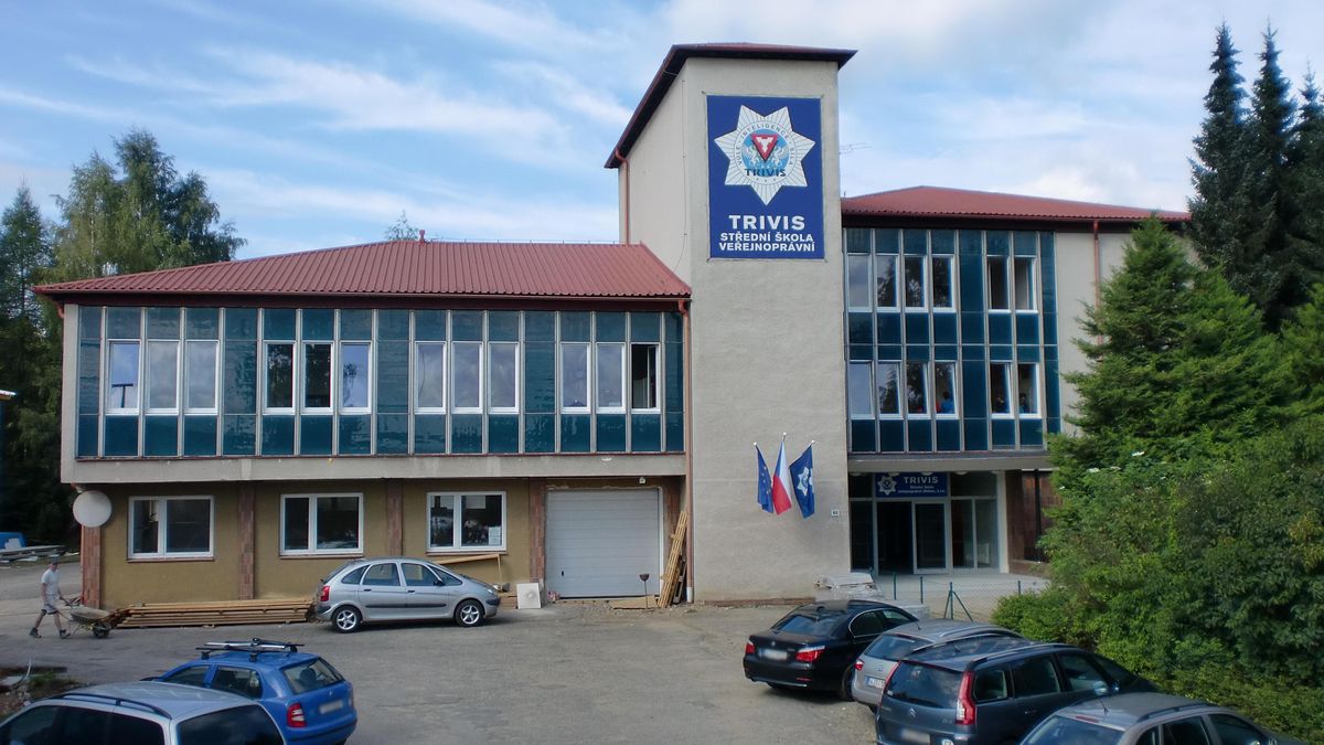 TRIVIS - Střední škola veřejnoprávní a Vyšší odborná škola bezpečnosti ...